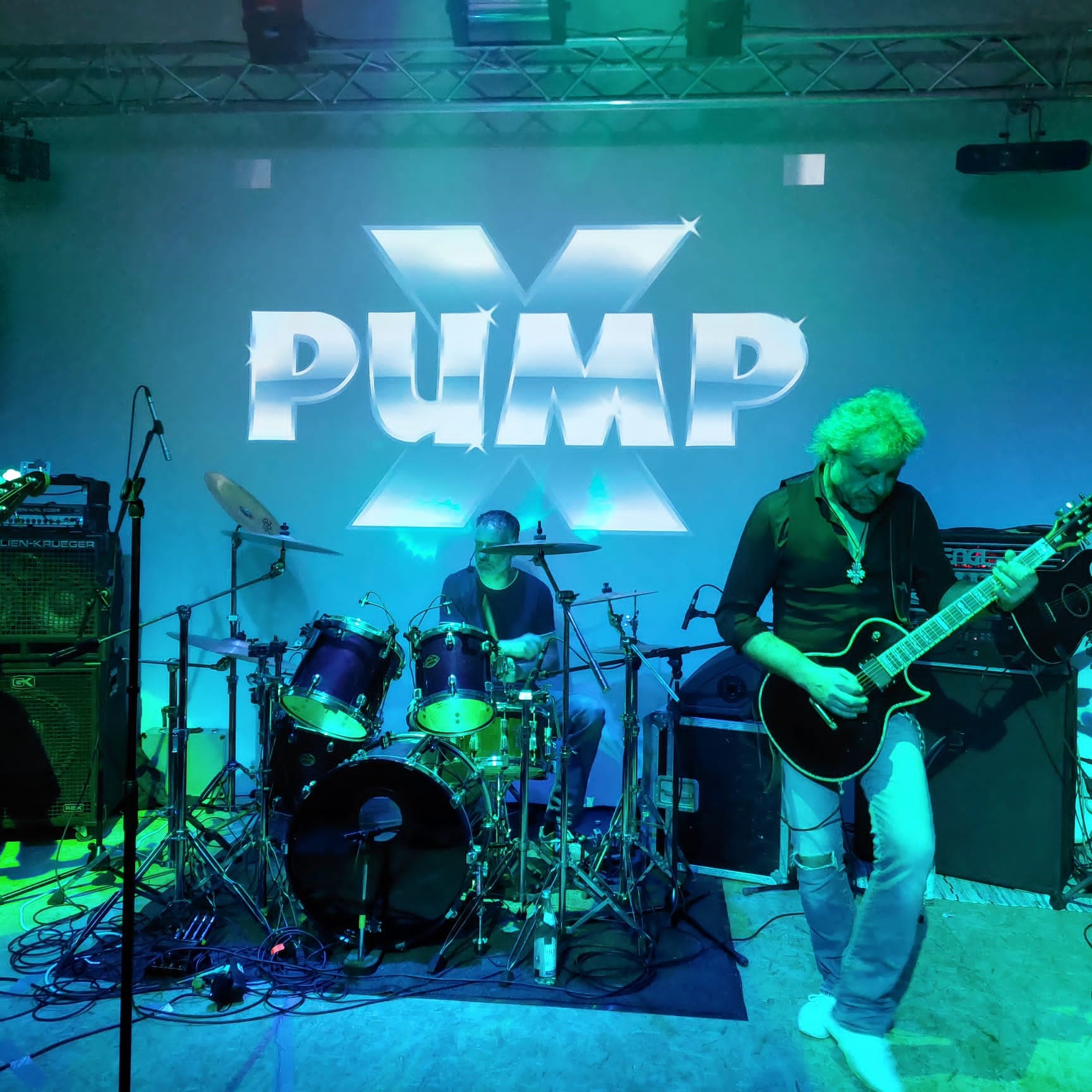 Pump X Rock & Roll Heavy Music - Die Band